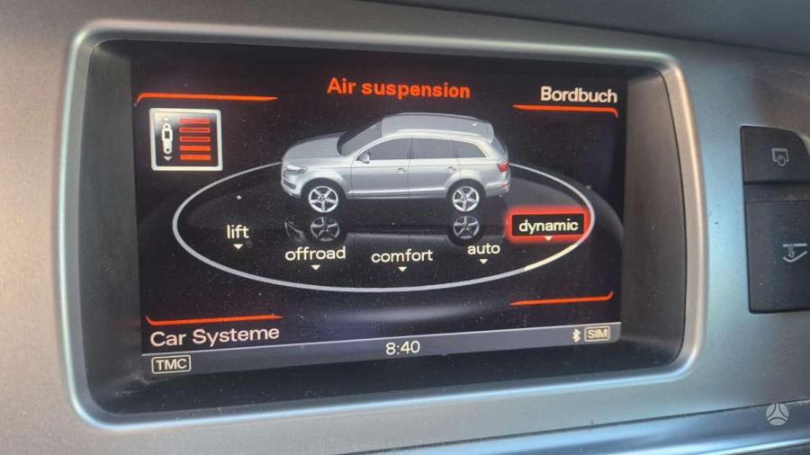 Black Audi Q7 2011 in Rokiskis, with an engine capacity of 4.13 L and mileage of 261 thousand km for 8500 €, photo 16 on AUTOMOTO.COM.LV