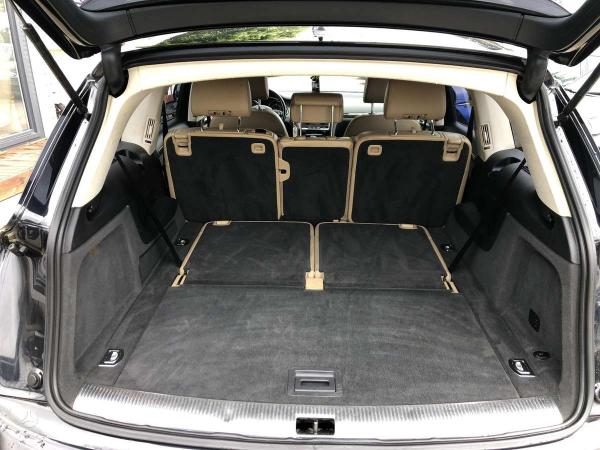 Melns Audi Q7 2011 Klaipėda, ar dzinēja tilpumu 2.97 L un nobraukumu 286 tūkst. km par 9900 €, foto 8 vietnē AUTOMOTO.COM.LV