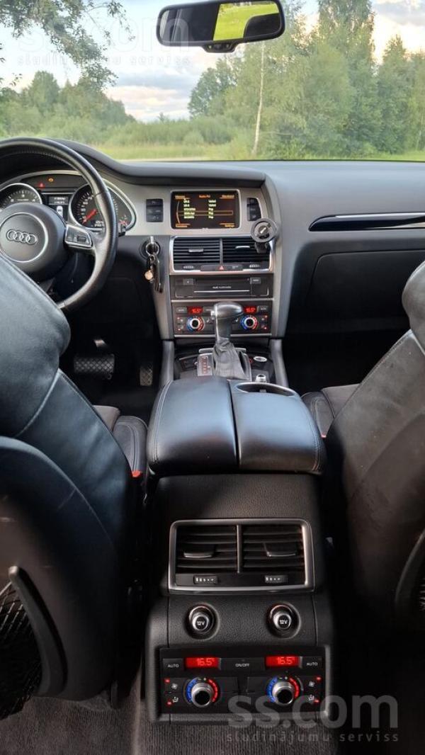 Black Audi Q7 2011 in Ogre, with an engine capacity of 3.00 L and mileage of 245 thousand km for 13200 €, photo 3 on AUTOMOTO.COM.LV