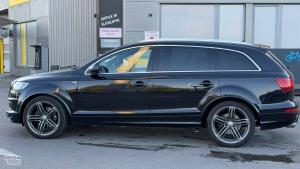 Melns Audi Q7 2011 Šauļi, ar dzinēja tilpumu 3.00 L un nobraukumu 373 tūkst. km par 13600 €, foto 6 vietnē AUTOMOTO.COM.LV