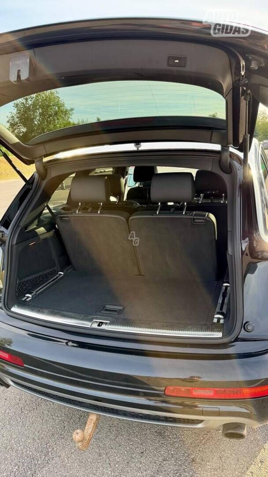 Melns Audi Q7 2011 Šauļi, ar dzinēja tilpumu 3.00 L un nobraukumu 373 tūkst. km par 13600 €, foto 20 vietnē AUTOMOTO.COM.LV