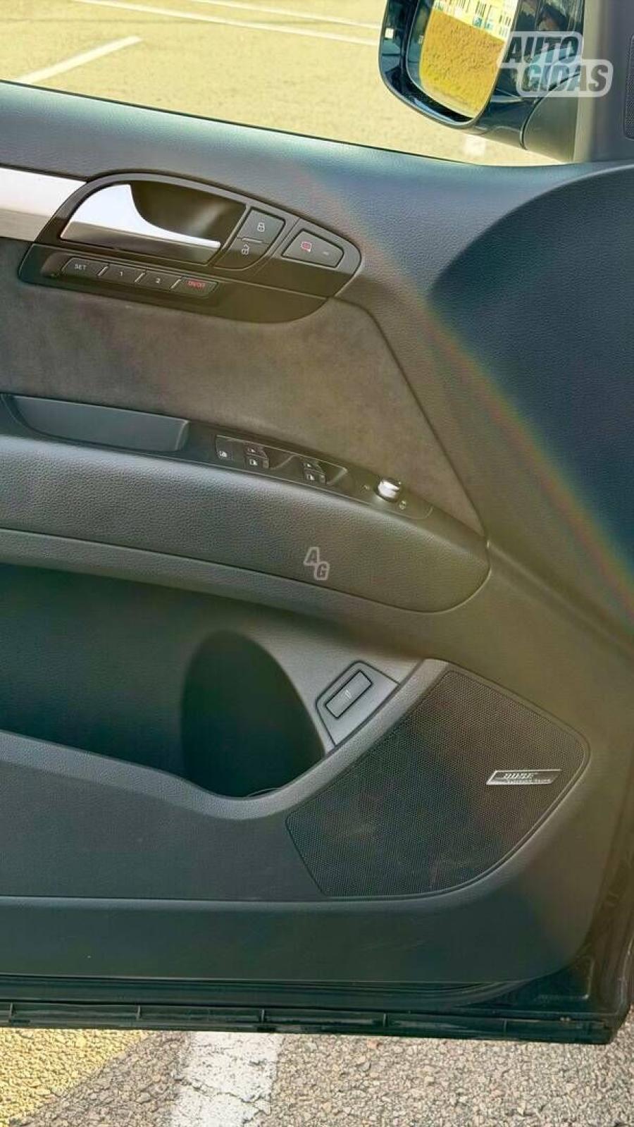 Melns Audi Q7 2011 Šauļi, ar dzinēja tilpumu 3.00 L un nobraukumu 373 tūkst. km par 13600 €, foto 24 vietnē AUTOMOTO.COM.LV
