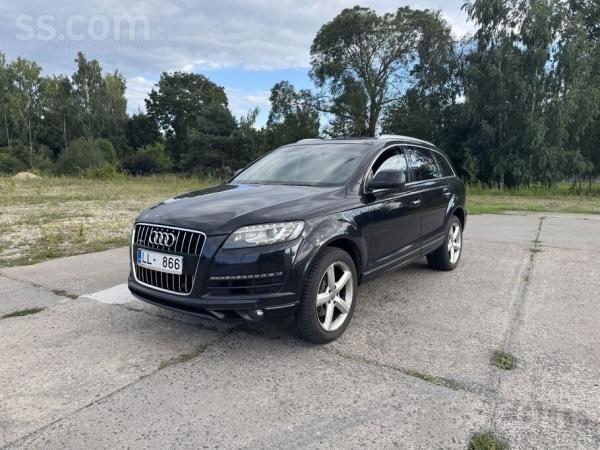 Black Audi Q7 2011 in Riga, with an engine capacity of 3.00 L and mileage of 334 thousand km for 11700 €, photo 1 on AUTOMOTO.COM.LV