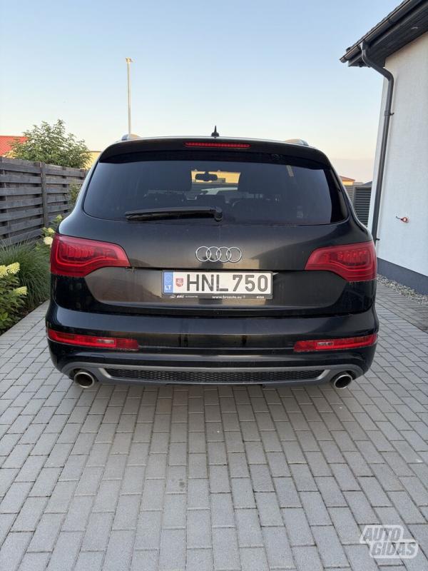 Audi Q7 2011 Klaipėda vietnē Melns Audi Q7 2011 Klaipėda, ar dzinēja tilpumu 3.00 L un nobraukumu 265 tūkst. km par 8000 €, foto 3 vietnē AUTOMOTO.COM.LV