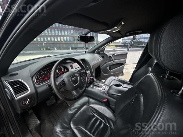 Ауди Ку 7 2011 в Рига на AUTOMOTO.COM.LV Черный Ауди Ку 7 2011 в Рига, объемом двигателя 3.00 л и пробегом 316 тыс. км за 9000 €, фото 6 на AUTOMOTO.COM.LV