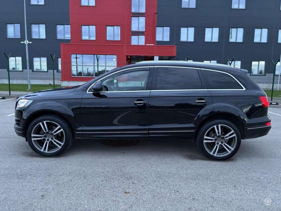 Black Audi Q7 2011 in Telschi, with an engine capacity of 2.97 L and mileage of 280 thousand km for 6550 €, photo 9 on AUTOMOTO.COM.LV