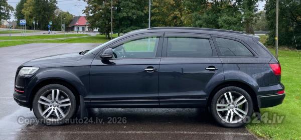 Audi Q7 2011 Kivieli vietnÄ Melns Audi Q7 2011 Kivieli, ar dzinÄja tilpumu 4.10 L un nobraukumu 335 tÅ«kst. km par 10500 ā¬, foto 8 vietnÄ AUTOMOTO.COM.LV