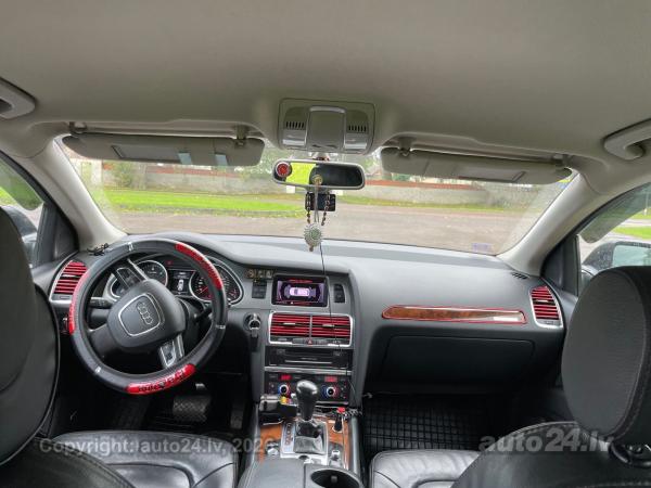 Audi Q7 2011 Kivieli vietnÄ Melns Audi Q7 2011 Kivieli, ar dzinÄja tilpumu 4.10 L un nobraukumu 335 tÅ«kst. km par 10500 ā¬, foto 9 vietnÄ AUTOMOTO.COM.LV