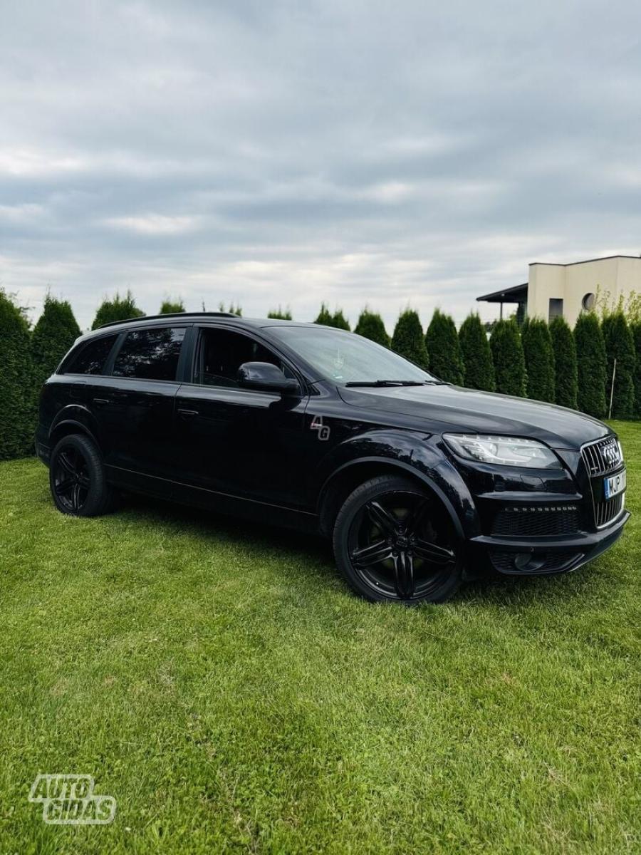Black Audi Q7 2011 in Vilnius, with an engine capacity of 3.00 L and mileage of 350 thousand km for 10400 €, photo 5 on AUTOMOTO.COM.LV