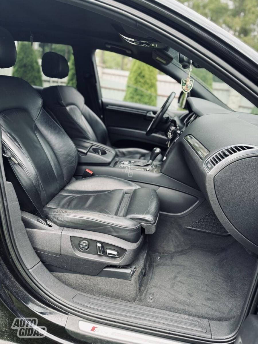 Black Audi Q7 2011 in Vilnius, with an engine capacity of 3.00 L and mileage of 350 thousand km for 10400 €, photo 10 on AUTOMOTO.COM.LV