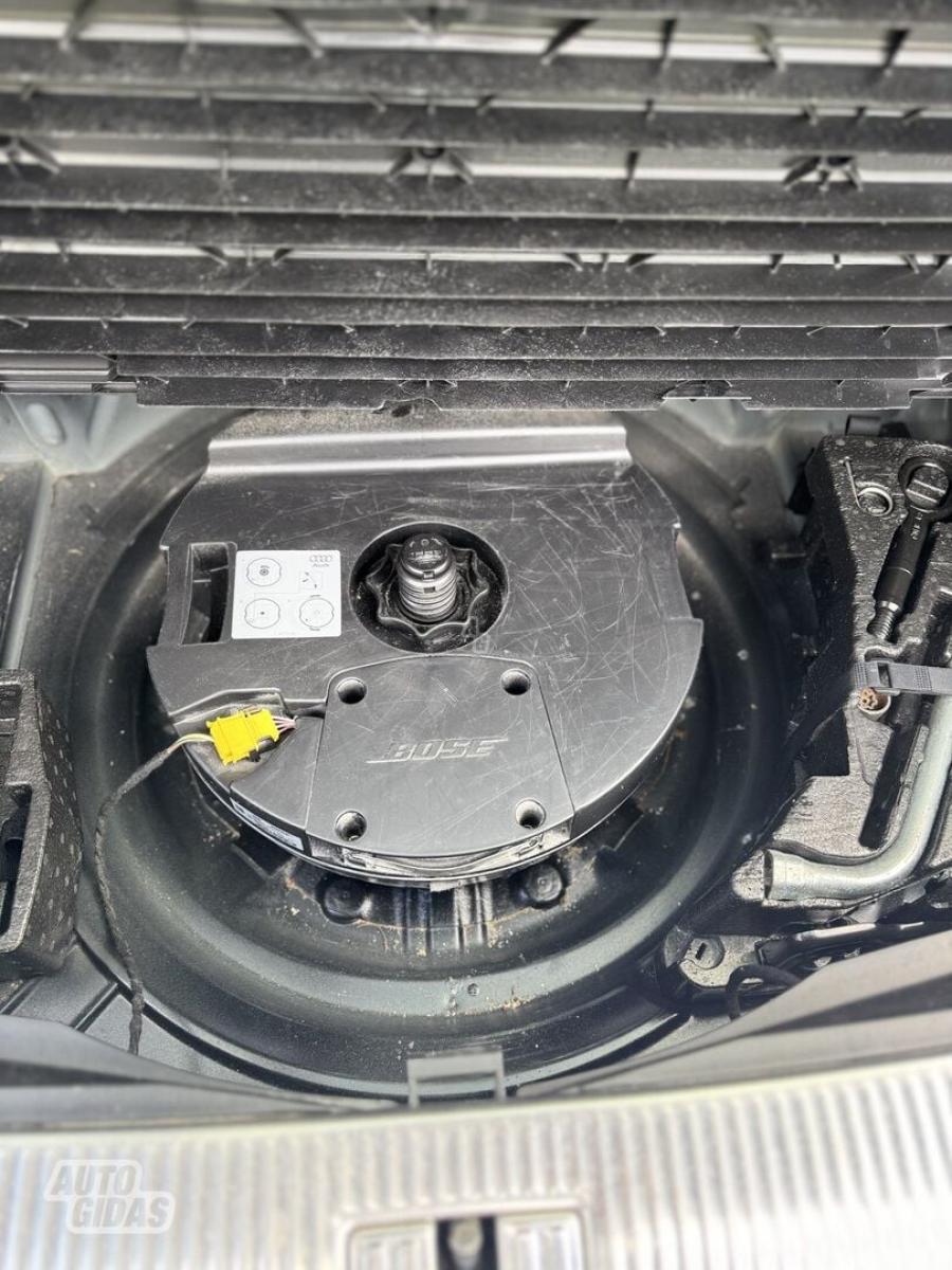 Black Audi Q7 2011 in Vilnius, with an engine capacity of 3.00 L and mileage of 350 thousand km for 10400 €, photo 21 on AUTOMOTO.COM.LV