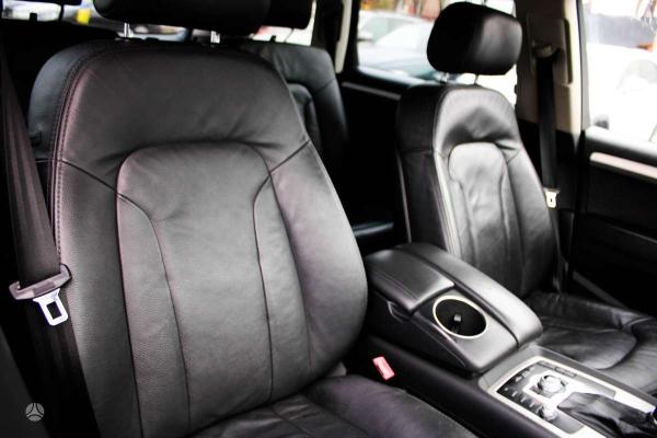 Black Audi Q7 2012 in Klaipeda, with an engine capacity of 3.00 L and mileage of 279 thousand km for 12490 €, photo 11 on AUTOMOTO.COM.LV