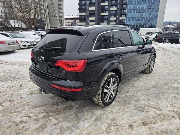 Melns Audi Q7 2012 Viļņa, ar dzinēja tilpumu 3.00 L un nobraukumu 148 tūkst. km par 11250 €, foto 4 vietnē AUTOMOTO.COM.LV