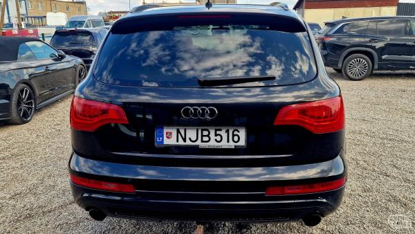 Black Audi Q7 2012 in Kretinga, with an engine capacity of 3.00 L and mileage of 337 thousand km for 9499 €, photo 6 on AUTOMOTO.COM.LV