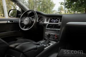Black Audi Q7 2012 in Jelgava, with an engine capacity of 3.00 L and mileage of 217 thousand km for 14999 €, photo 13 on AUTOMOTO.COM.LV