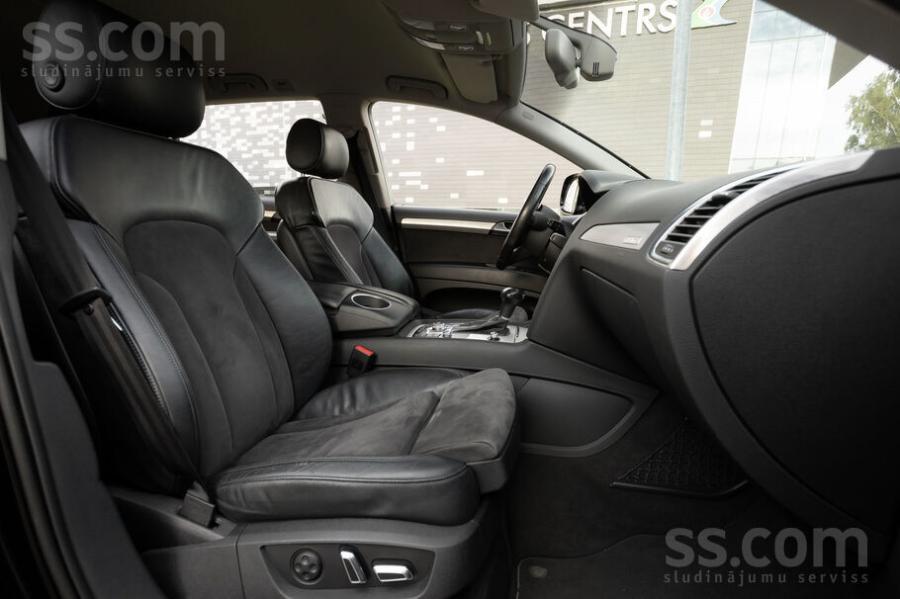 Black Audi Q7 2012 in Jelgava, with an engine capacity of 3.00 L and mileage of 217 thousand km for 14999 €, photo 14 on AUTOMOTO.COM.LV