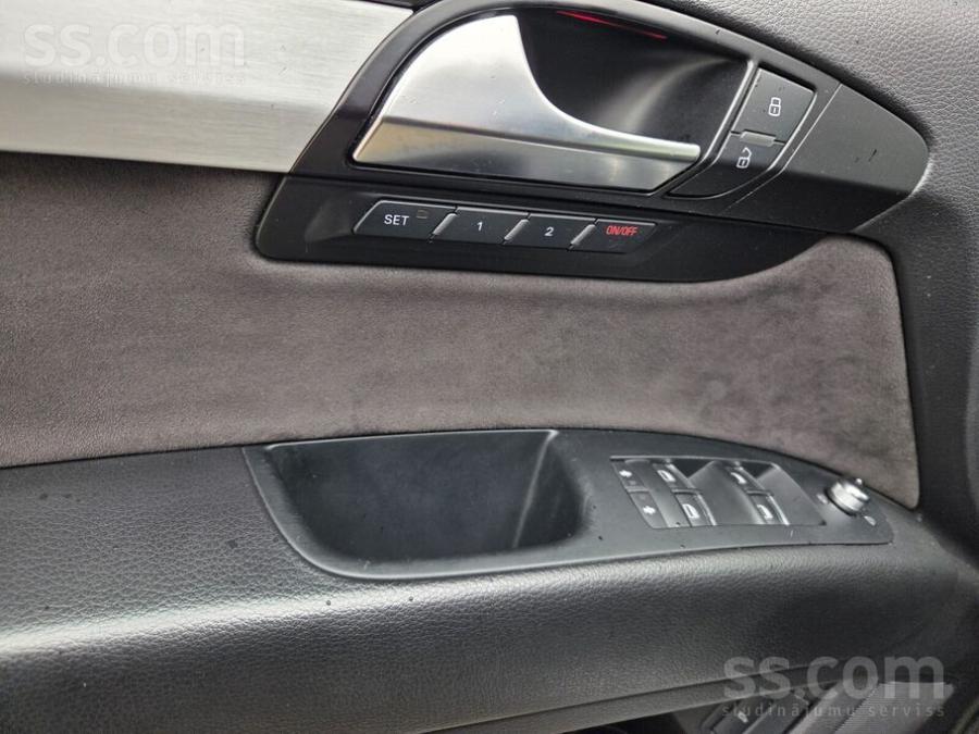 Melns Audi Q7 2012 Rīga, ar dzinēja tilpumu 3.00 L un nobraukumu 168 tūkst. km par 15500 €, foto 23 vietnē AUTOMOTO.COM.LV