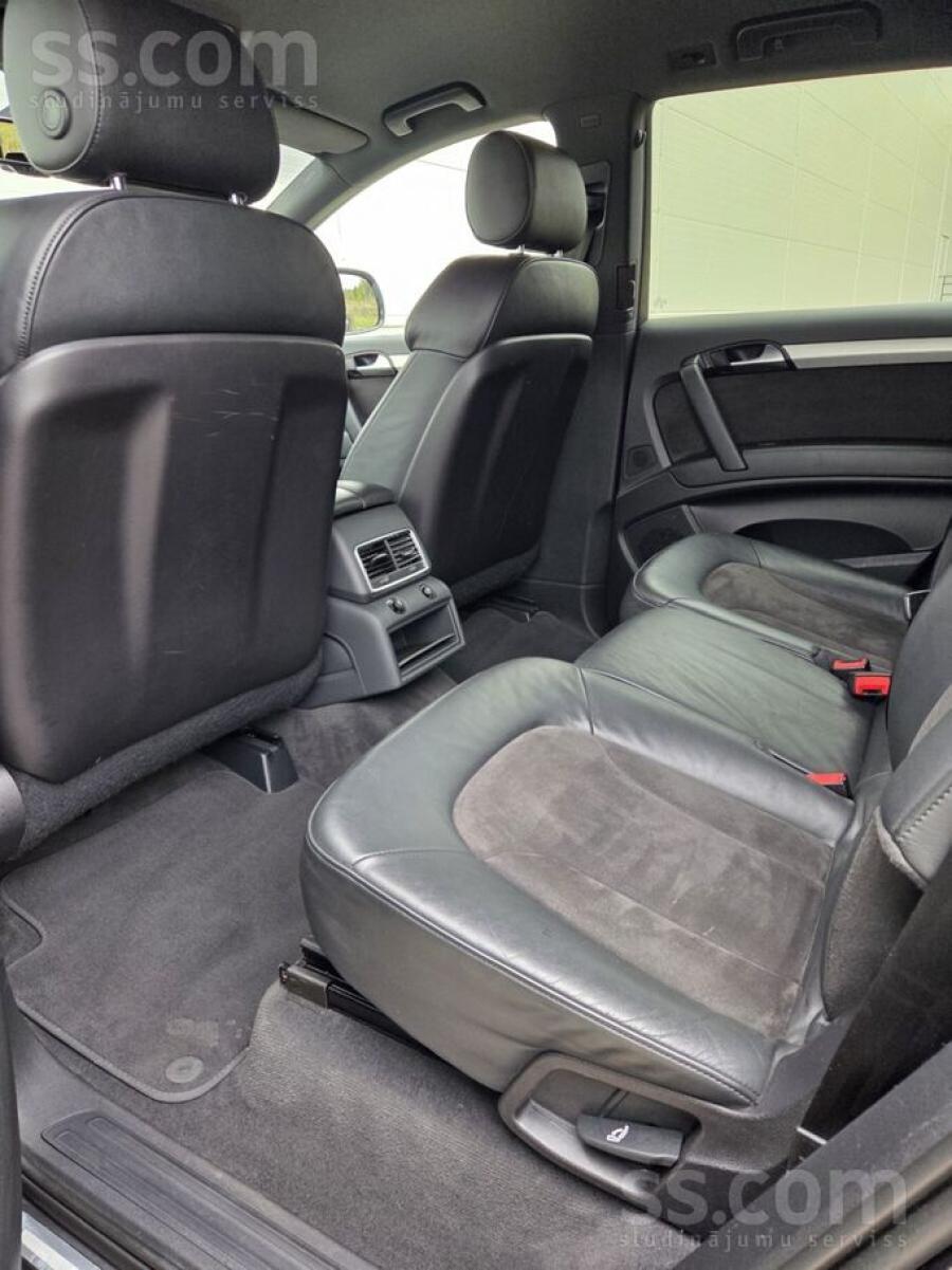 Melns Audi Q7 2012 Rīga, ar dzinēja tilpumu 3.00 L un nobraukumu 168 tūkst. km par 15500 €, foto 25 vietnē AUTOMOTO.COM.LV