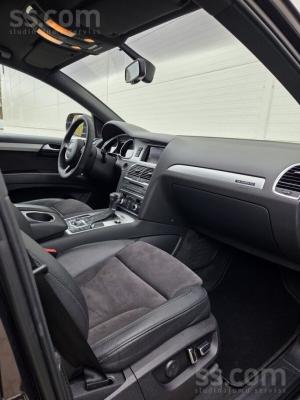 Melns Audi Q7 2012 Rīga, ar dzinēja tilpumu 3.00 L un nobraukumu 168 tūkst. km par 15500 €, foto 26 vietnē AUTOMOTO.COM.LV
