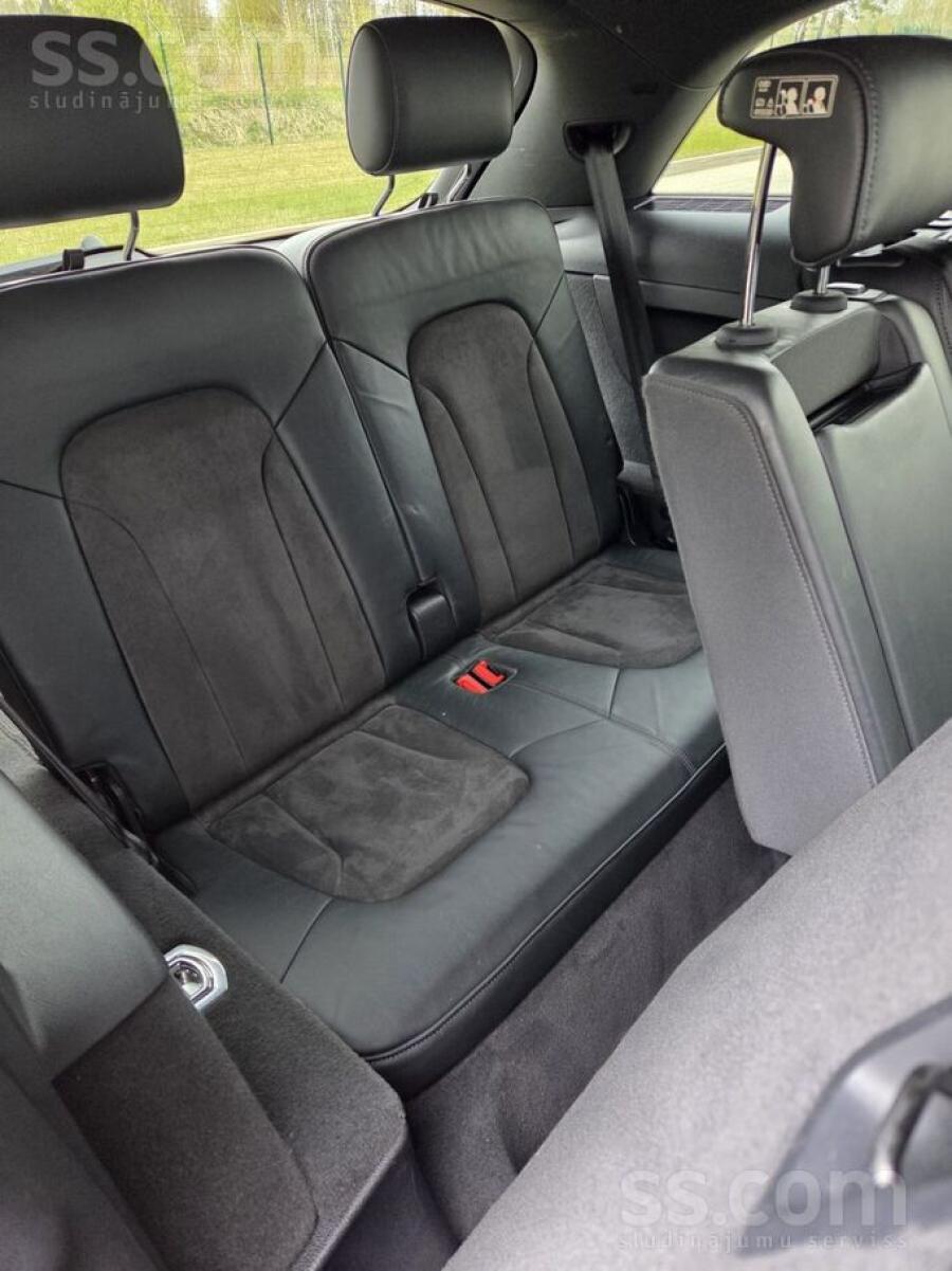 Melns Audi Q7 2012 Rīga, ar dzinēja tilpumu 3.00 L un nobraukumu 168 tūkst. km par 15500 €, foto 30 vietnē AUTOMOTO.COM.LV