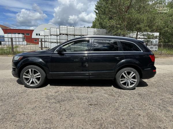 Black Audi Q7 2012 in Vilnius, with an engine capacity of 3.00 L and mileage of 189 thousand km for 6600 €, photo 2 on AUTOMOTO.COM.LV