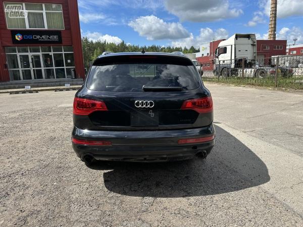 Black Audi Q7 2012 in Vilnius, with an engine capacity of 3.00 L and mileage of 189 thousand km for 6600 €, photo 4 on AUTOMOTO.COM.LV