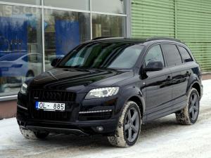 Melns Audi Q7 2012 Rīga, ar dzinēja tilpumu 3.00 L un nobraukumu 438 tūkst. km par 9900 €, foto  vietnē AUTOMOTO.COM.LV