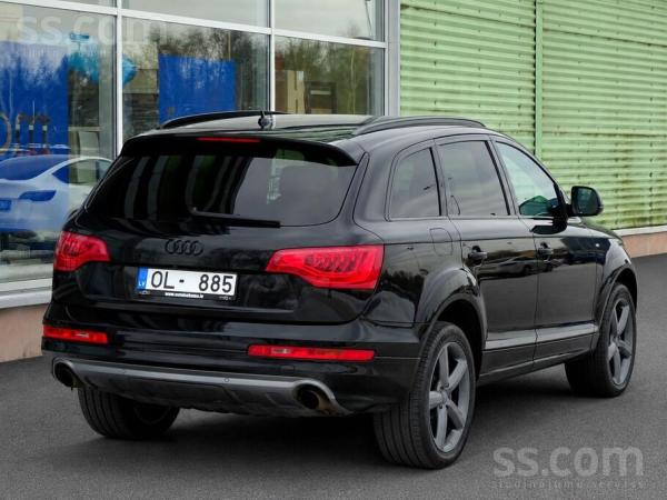 Черный Ауди Ку 7 2012 в Рига, объемом двигателя 3.00 л и пробегом 438 тыс. км за 9900 €, фото 2 на AUTOMOTO.COM.LV