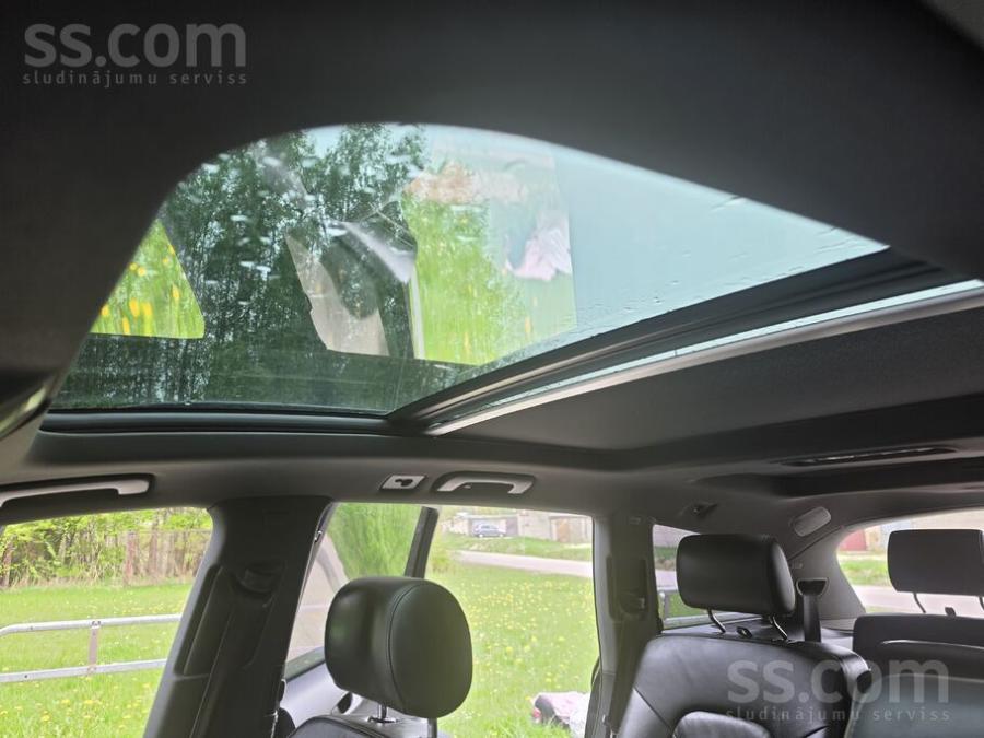 Black Audi Q7 2012 in Bauska, with an engine capacity of 4.20 L and mileage of 287 thousand km for 15500 €, photo 8 on AUTOMOTO.COM.LV