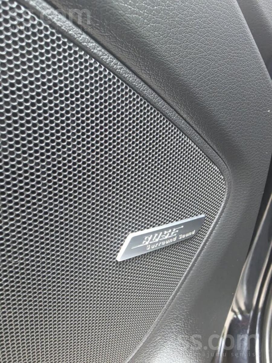 Black Audi Q7 2012 in Bauska, with an engine capacity of 4.20 L and mileage of 287 thousand km for 15500 €, photo 14 on AUTOMOTO.COM.LV