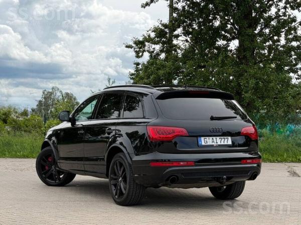Black Audi Q7 2012 in Riga, with an engine capacity of 3.00 L and mileage of 0 thousand km for 13900 €, photo 4 on AUTOMOTO.COM.LV