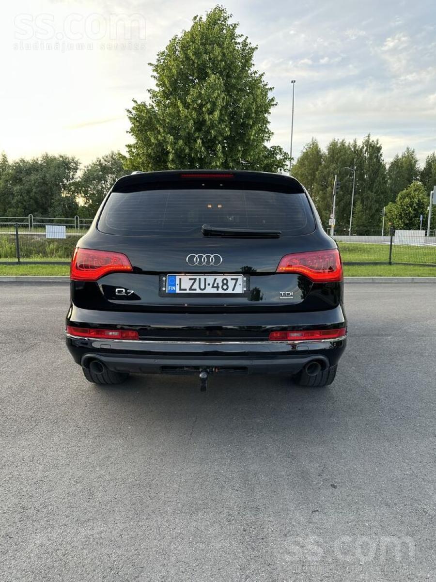 Melns Audi Q7 2012 Jelgava, ar dzinēja tilpumu 3.00 L un nobraukumu 370 tūkst. km par 9988 €, foto 7 vietnē AUTOMOTO.COM.LV