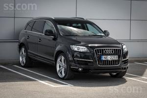 Black Audi Q7 2012 in Riga, with an engine capacity of 3.00 L and mileage of 277 thousand km for 11990 €, photo 4 on AUTOMOTO.COM.LV