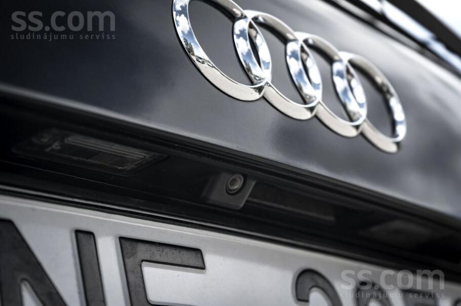Black Audi Q7 2012 in Riga, with an engine capacity of 3.00 L and mileage of 277 thousand km for 11990 €, photo 8 on AUTOMOTO.COM.LV