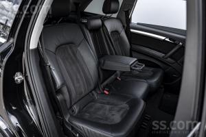 Black Audi Q7 2012 in Riga, with an engine capacity of 3.00 L and mileage of 277 thousand km for 11990 €, photo 13 on AUTOMOTO.COM.LV