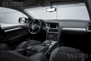 Black Audi Q7 2012 in Riga, with an engine capacity of 3.00 L and mileage of 277 thousand km for 11990 €, photo 16 on AUTOMOTO.COM.LV