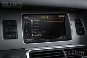 Black Audi Q7 2012 in Riga, with an engine capacity of 3.00 L and mileage of 277 thousand km for 11990 €, photo 27 on AUTOMOTO.COM.LV