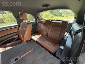 Melns Audi Q7 2012 Rēzekne, ar dzinēja tilpumu 3.00 L un nobraukumu 272 tūkst. km par 10990 €, foto 13 vietnē AUTOMOTO.COM.LV