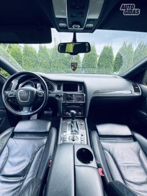 Black Audi Q7 2012 in Salcininkai, with an engine capacity of 3.00 L and mileage of 350 thousand km for 12500 €, photo 8 on AUTOMOTO.COM.LV