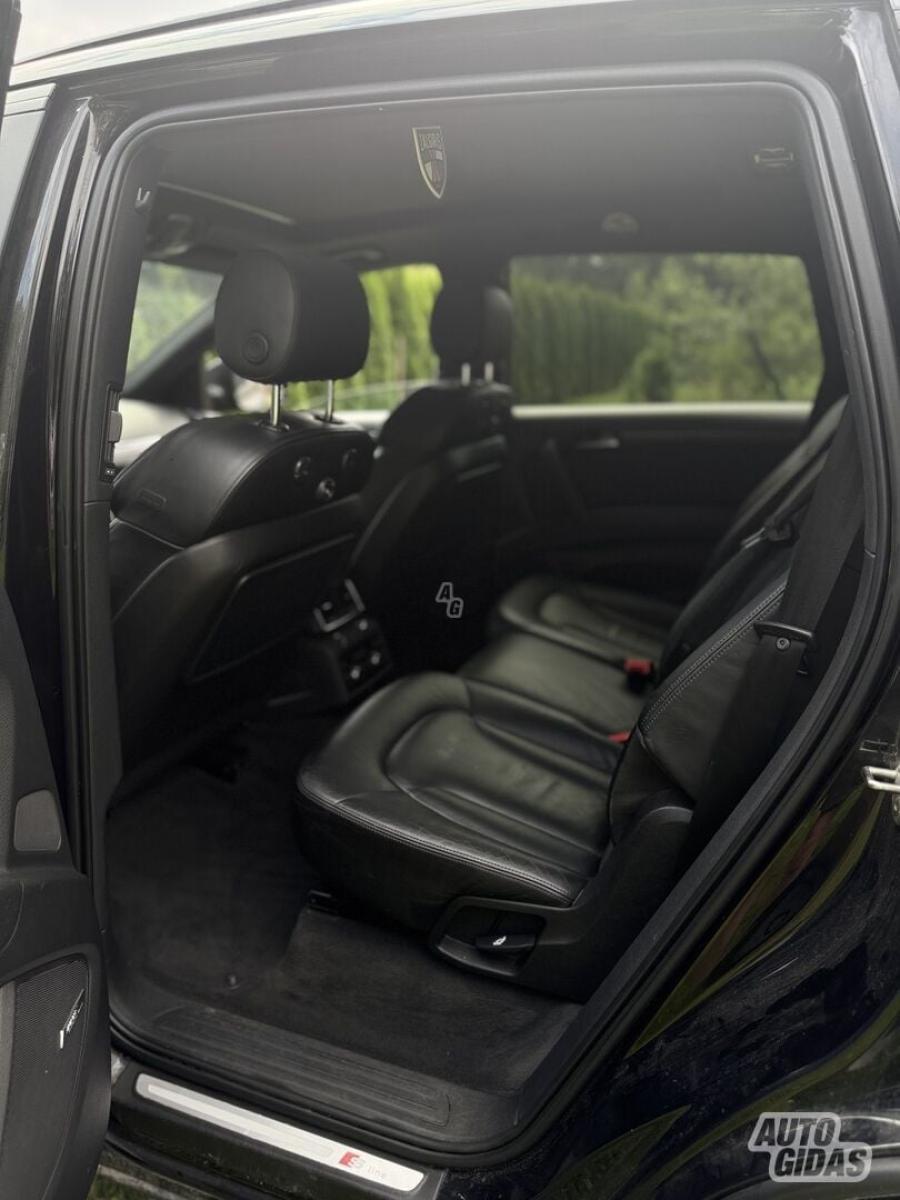 Black Audi Q7 2012 in Salcininkai, with an engine capacity of 3.00 L and mileage of 350 thousand km for 12500 €, photo 19 on AUTOMOTO.COM.LV