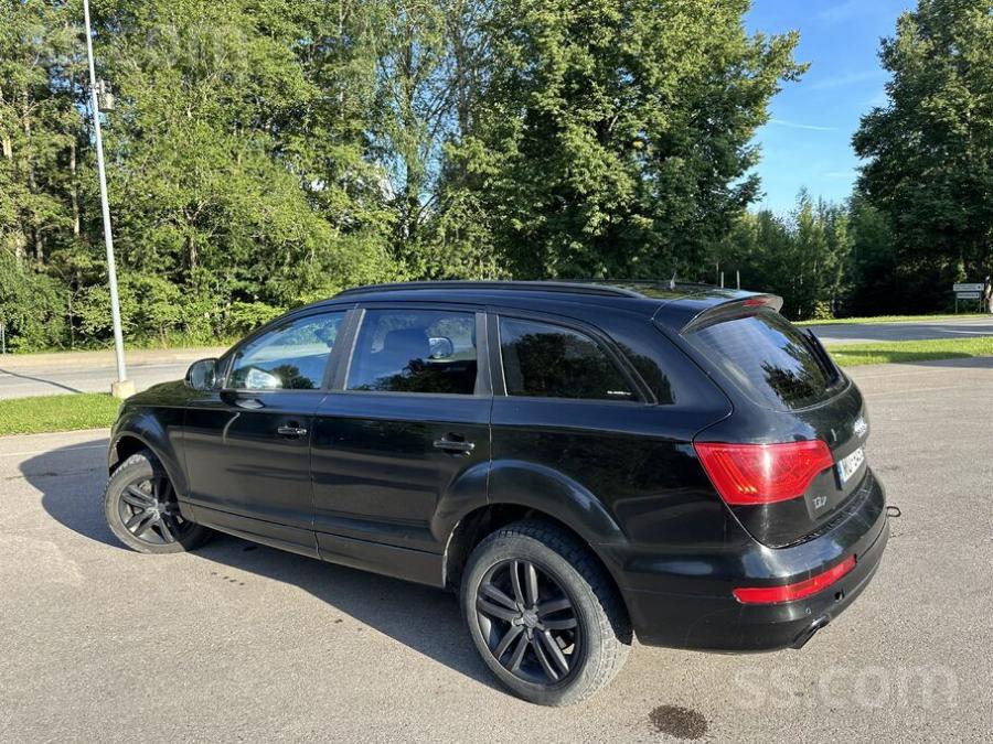 Melns Audi Q7 2012 Ogre, ar dzinēja tilpumu 3.00 L un nobraukumu 290 tūkst. km par 9500 €, foto 4 vietnē AUTOMOTO.COM.LV