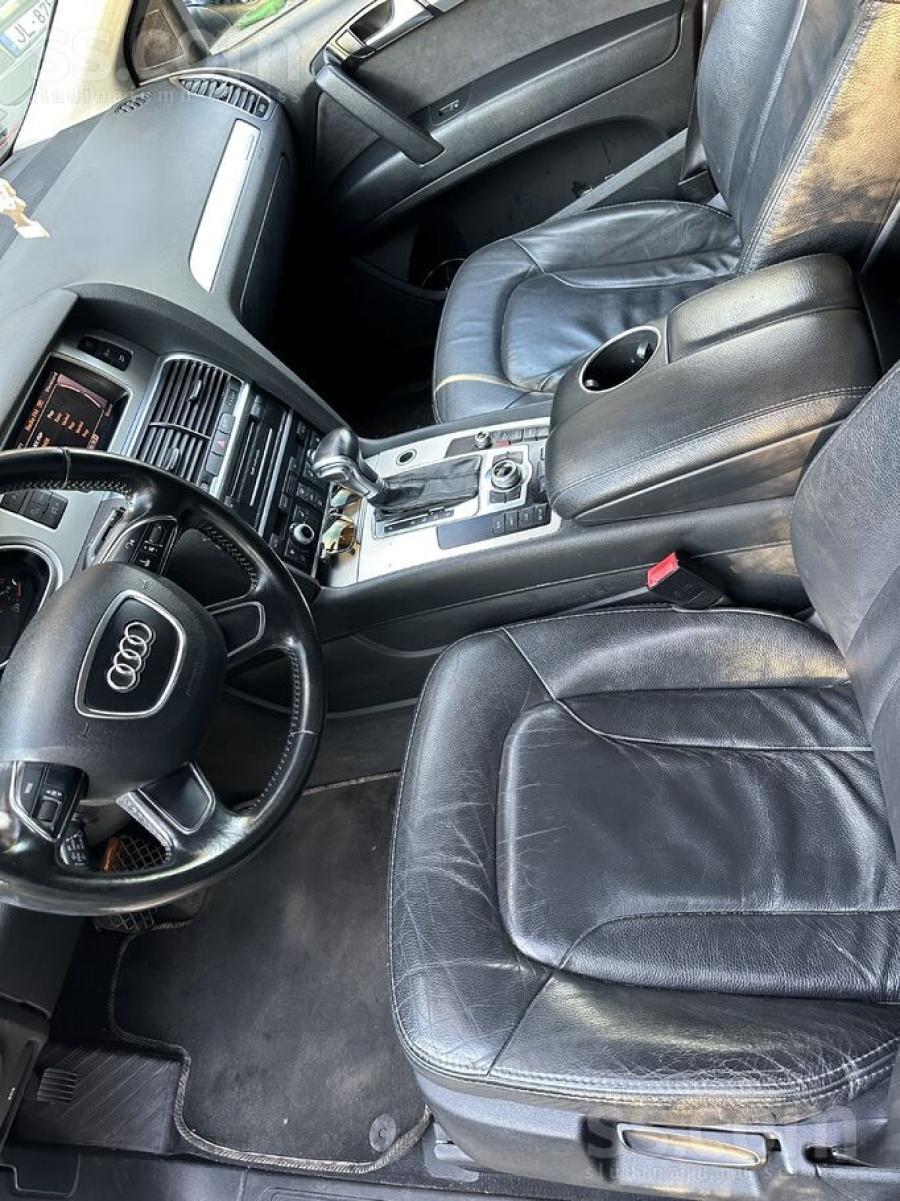 Melns Audi Q7 2012 Ogre, ar dzinēja tilpumu 3.00 L un nobraukumu 290 tūkst. km par 9500 €, foto 7 vietnē AUTOMOTO.COM.LV