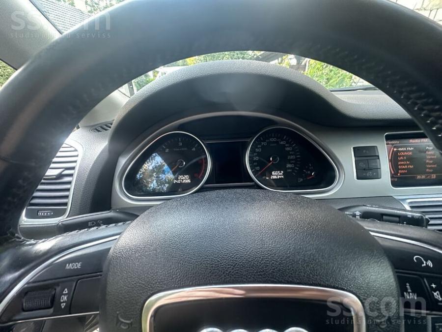Melns Audi Q7 2012 Ogre, ar dzinēja tilpumu 3.00 L un nobraukumu 290 tūkst. km par 9500 €, foto 8 vietnē AUTOMOTO.COM.LV