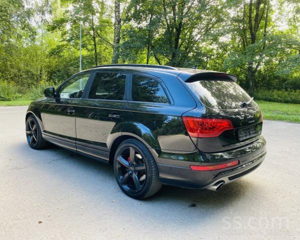 Black Audi Q7 2012 in Riga, with an engine capacity of 3.00 L and mileage of 0 thousand km for 12990 €, photo 3 on AUTOMOTO.COM.LV