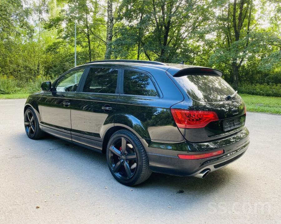 Black Audi Q7 2012 in Riga, with an engine capacity of 3.00 L and mileage of 0 thousand km for 12990 €, photo 4 on AUTOMOTO.COM.LV