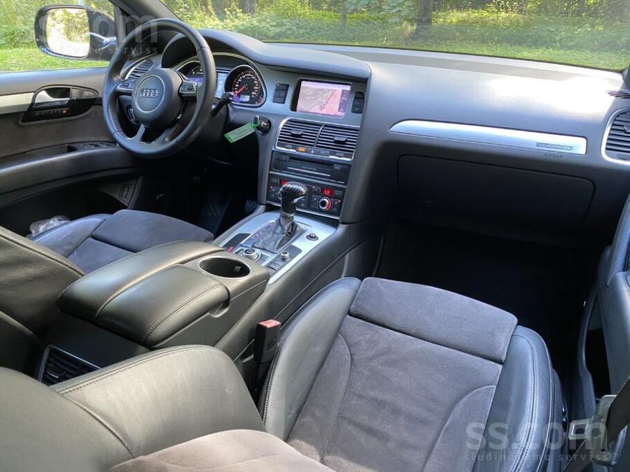 Black Audi Q7 2012 in Riga, with an engine capacity of 3.00 L and mileage of 0 thousand km for 12990 €, photo 8 on AUTOMOTO.COM.LV