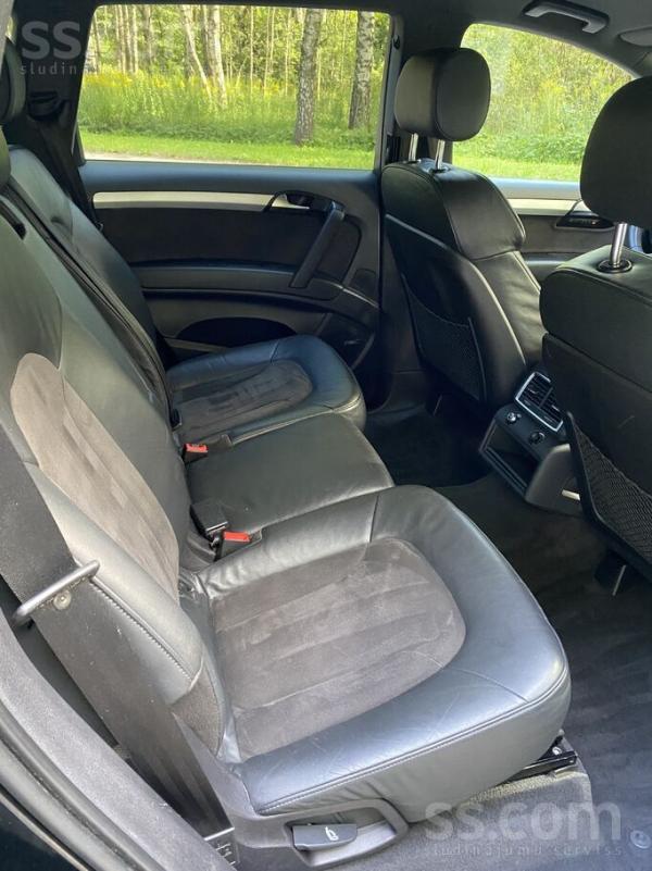 Black Audi Q7 2012 in Riga, with an engine capacity of 3.00 L and mileage of 0 thousand km for 12990 €, photo 8 on AUTOMOTO.COM.LV