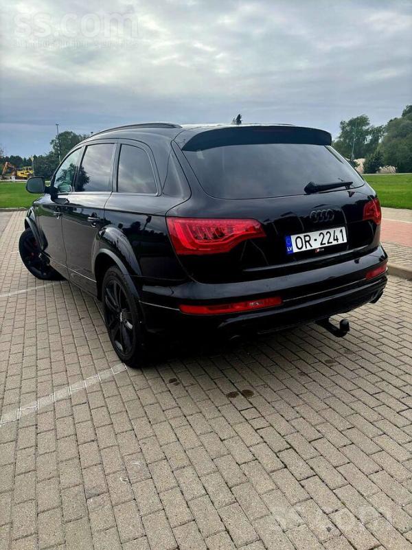 Melns Audi Q7 2012 Liepāja, ar dzinēja tilpumu 3.00 L un nobraukumu 263 tūkst. km par 15000 €, foto 6 vietnē AUTOMOTO.COM.LV