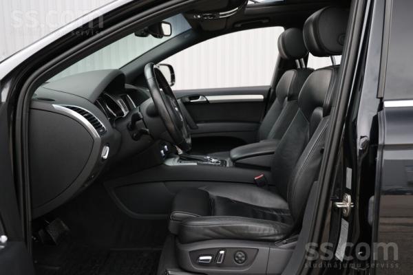 Audi Q7 2012 in Tukums on AUTOMOTO.COM.LV Black Audi Q7 2012 in Tukums, with an engine capacity of 3.00 L and mileage of 272 thousand km for 12500 €, photo 9 on AUTOMOTO.COM.LV