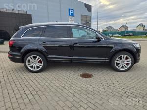 Melns Audi Q7 2012 Rīga, ar dzinēja tilpumu 3.00 L un nobraukumu 235 tūkst. km par 11590 €, foto 5 vietnē AUTOMOTO.COM.LV